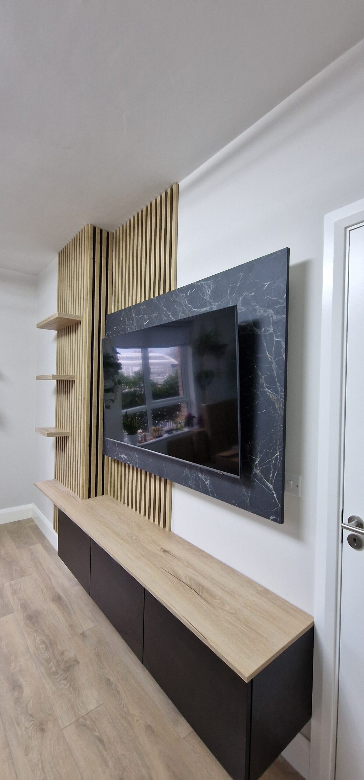 Bespoke Feature Wall – Modern Slatted Design Black – FFurniture.ie